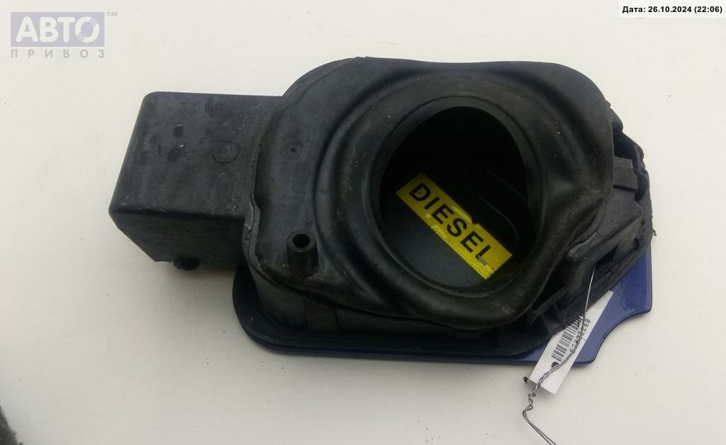 Лючок бака Peugeot 407