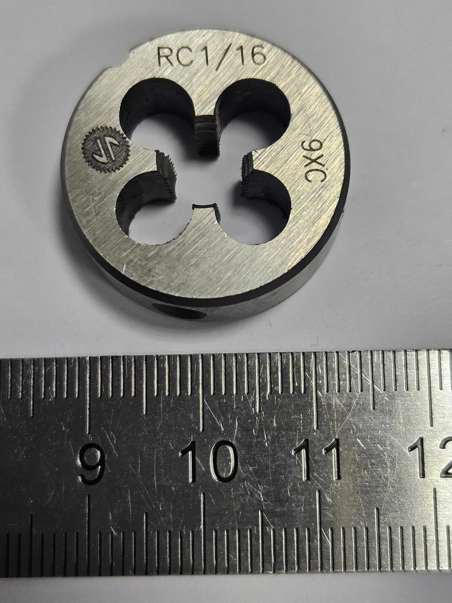 Плашка трубная коническая R 1/16