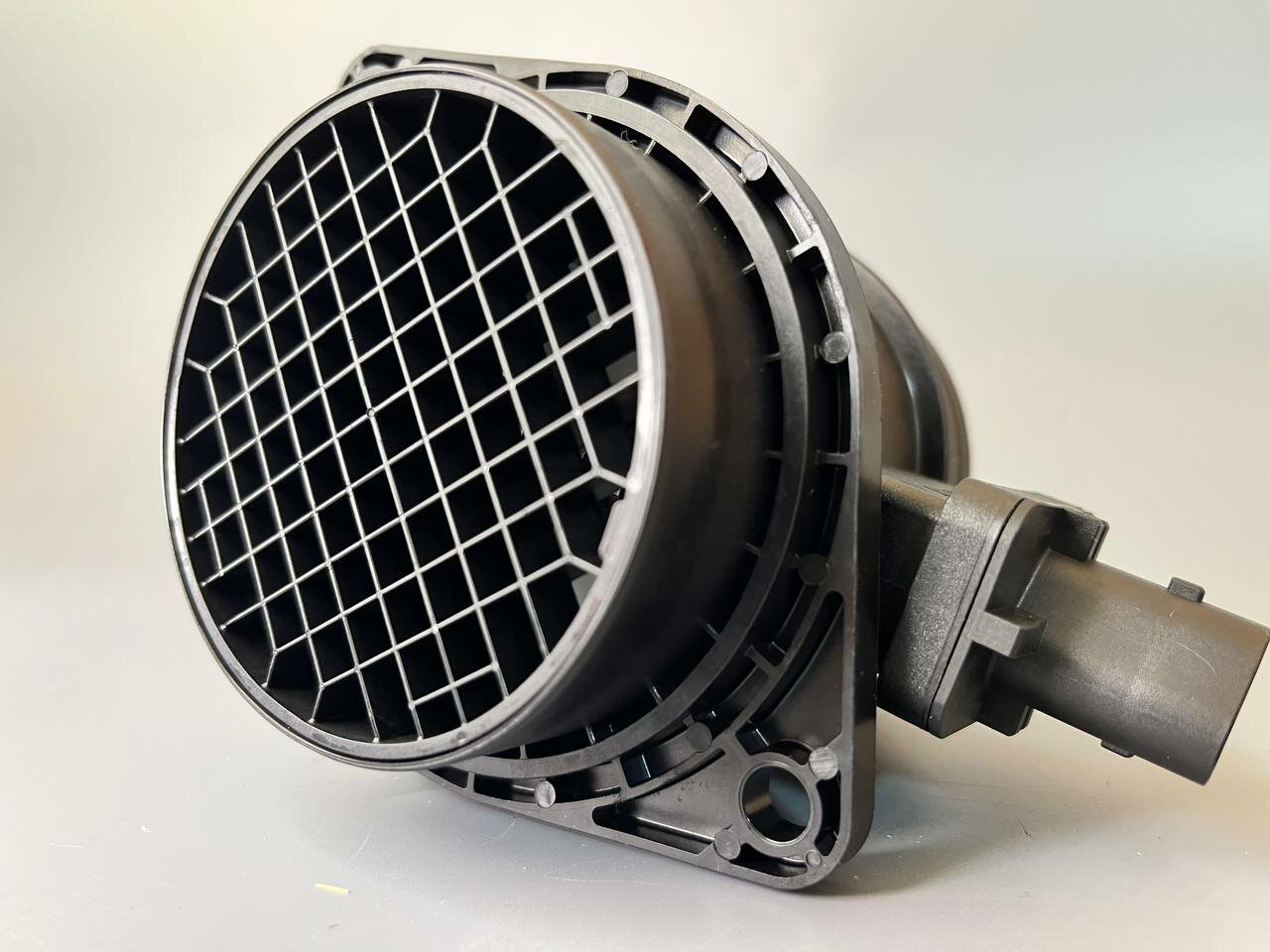 Датчик массового расхода воздуха Bosch