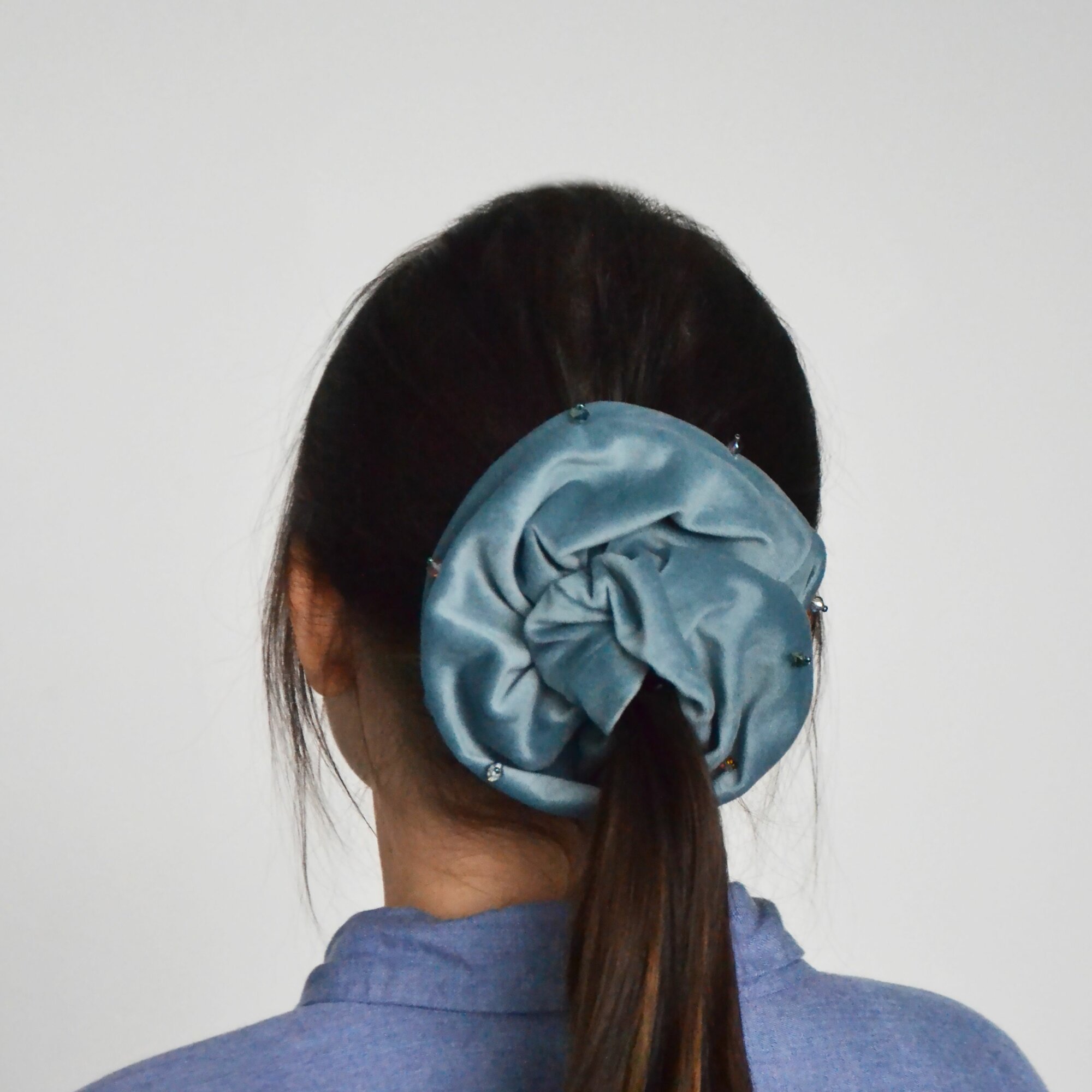 Резинка для волос скранч КАН-ВА бирюзово-голубая