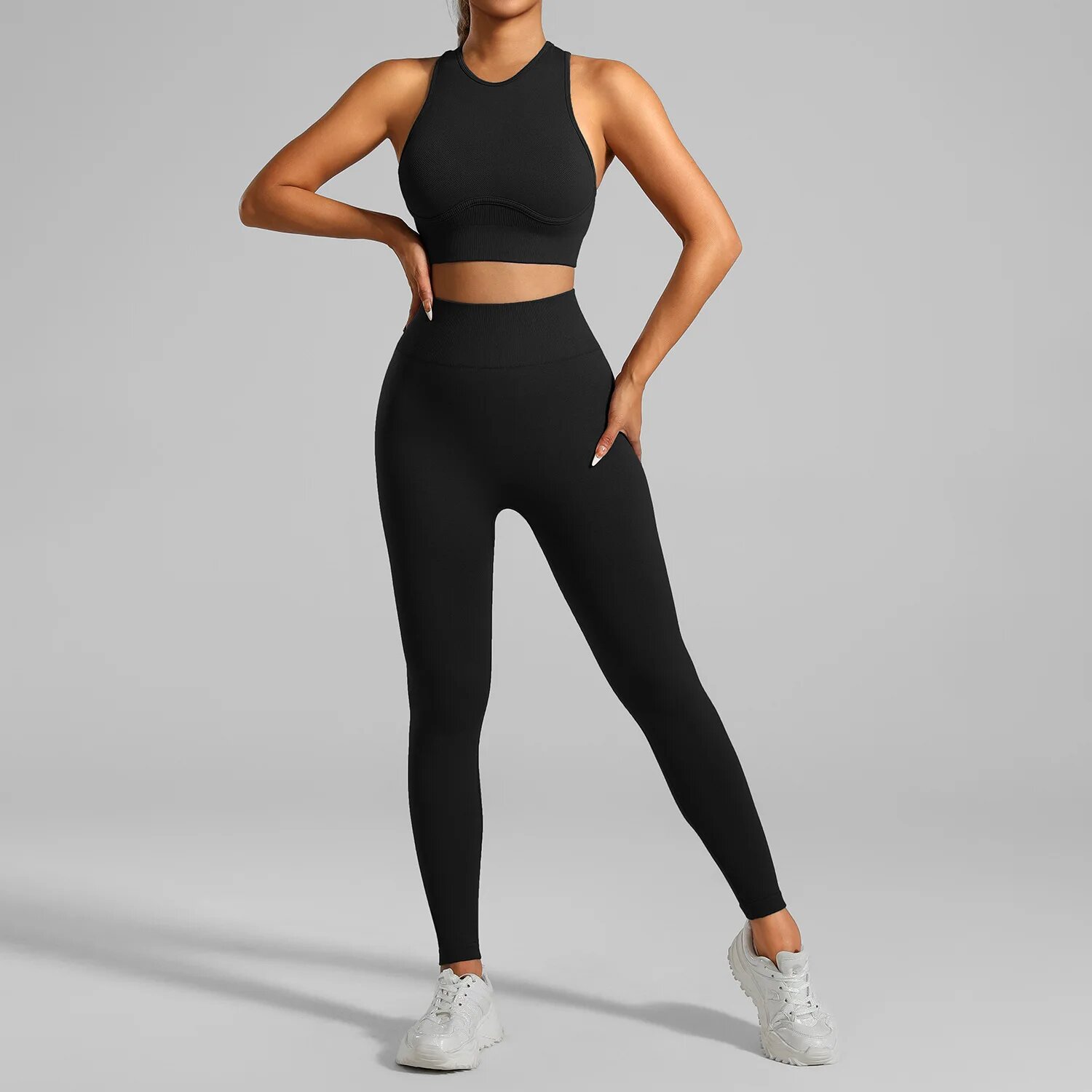 Костюм спортивный