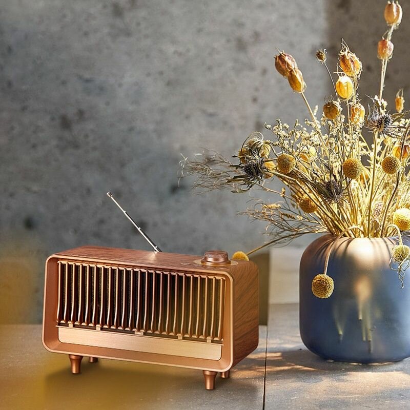 Радиоприёмник в ретро-стиле