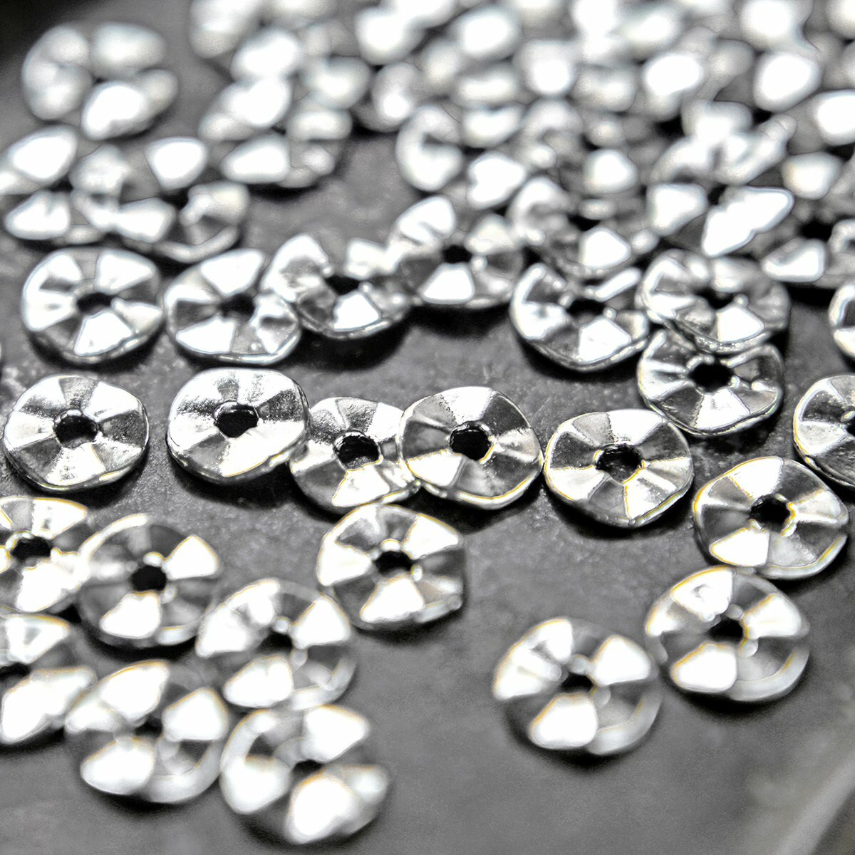 Разделитель для бусин 90 шт. / спейсер, цвет античное серебро, 7х1 мм