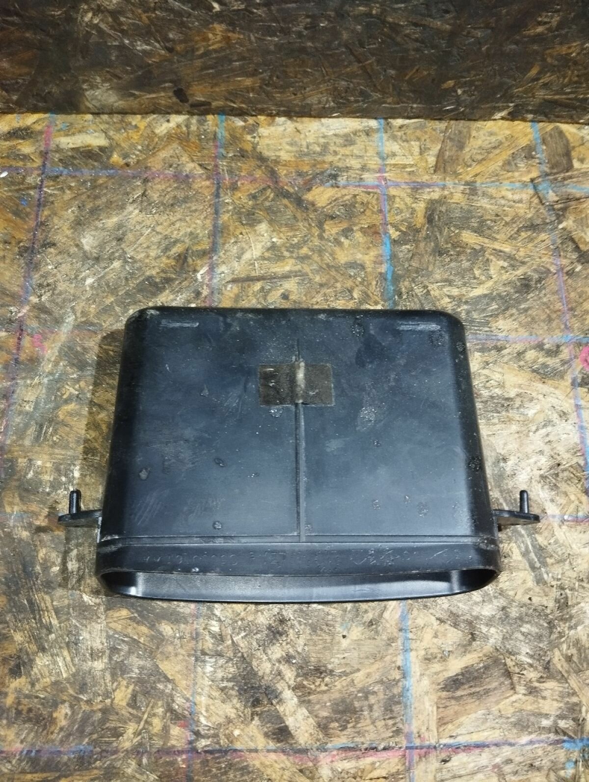 Бардачок Крайслер Вояджер 4 Б/У с пробегом