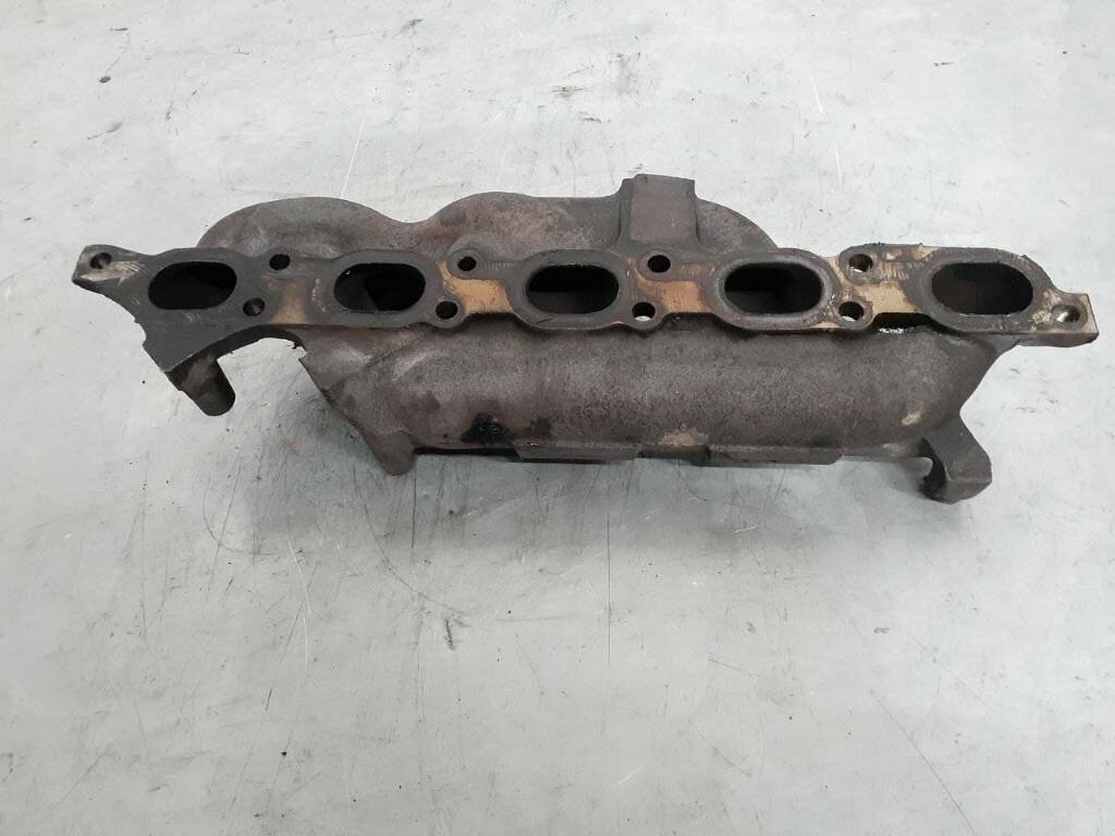 Выпускной коллектор Volvo V70 2 рест. 2006 9207688