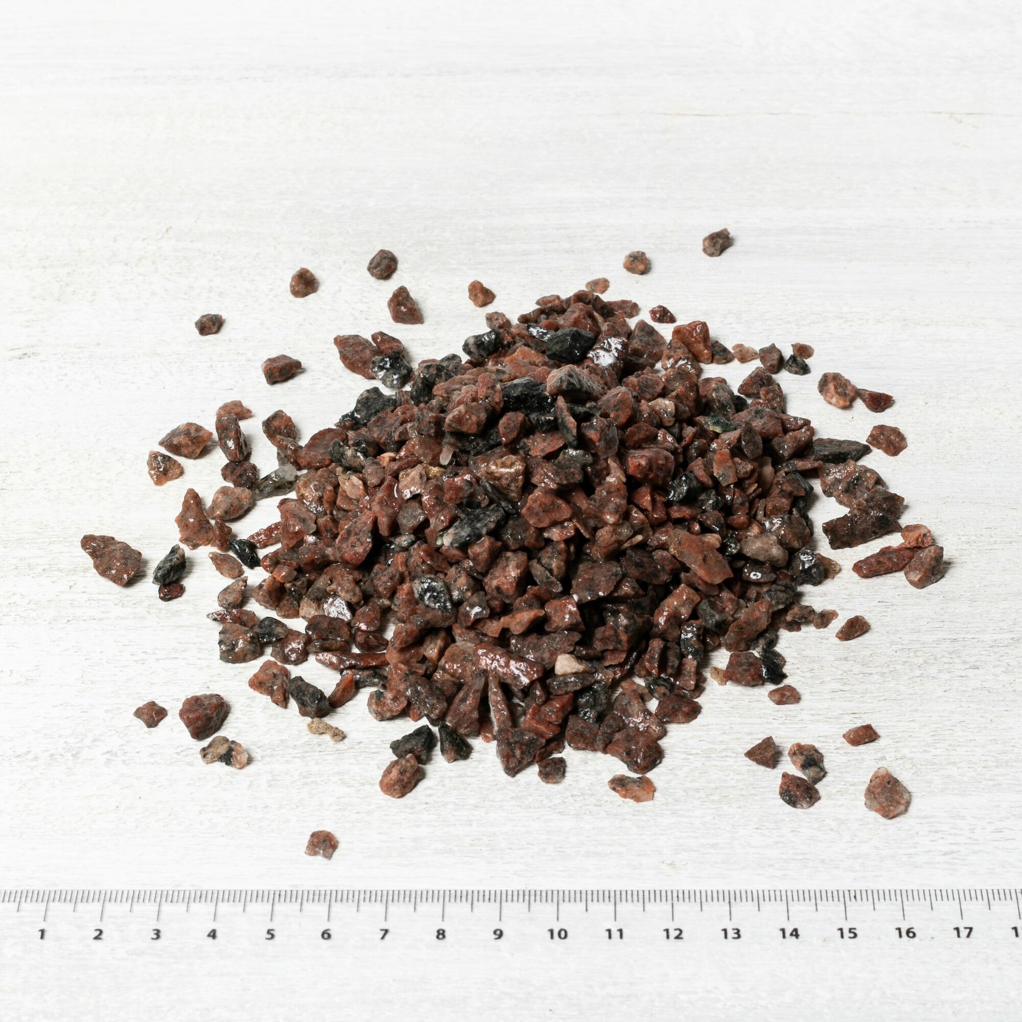 Камень барита фракция 5-10 мм 10 кг (382)