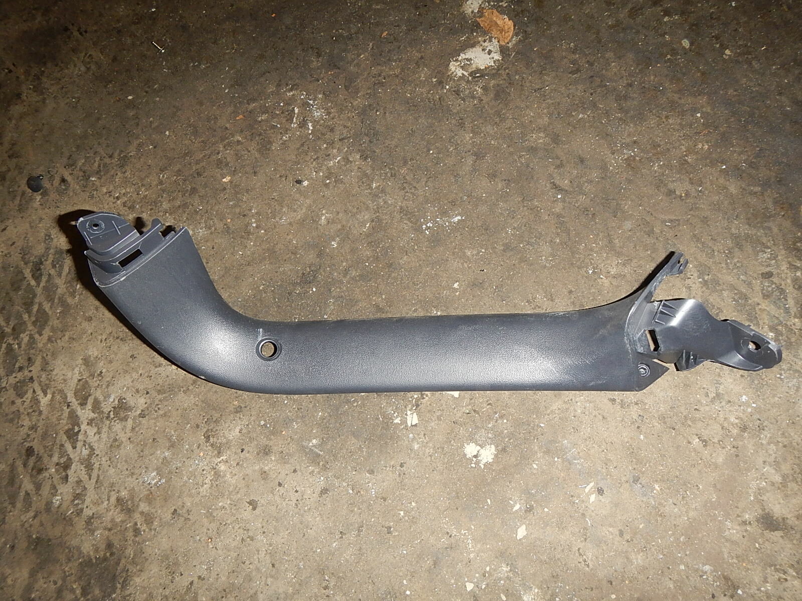 Б/У Накладка двери задка правая, Hyundai (Хендэ) - i 30 HYUNDAI i30 (07-12) хорошая 170495 Hyundai-KIA арт. 817402R000WK