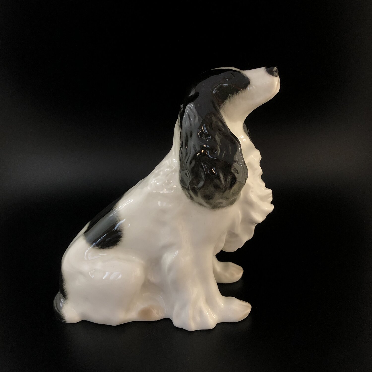 Статуэтка «Спаниель», фарфор, ЛФЗ, СССР, 1960-е гг.