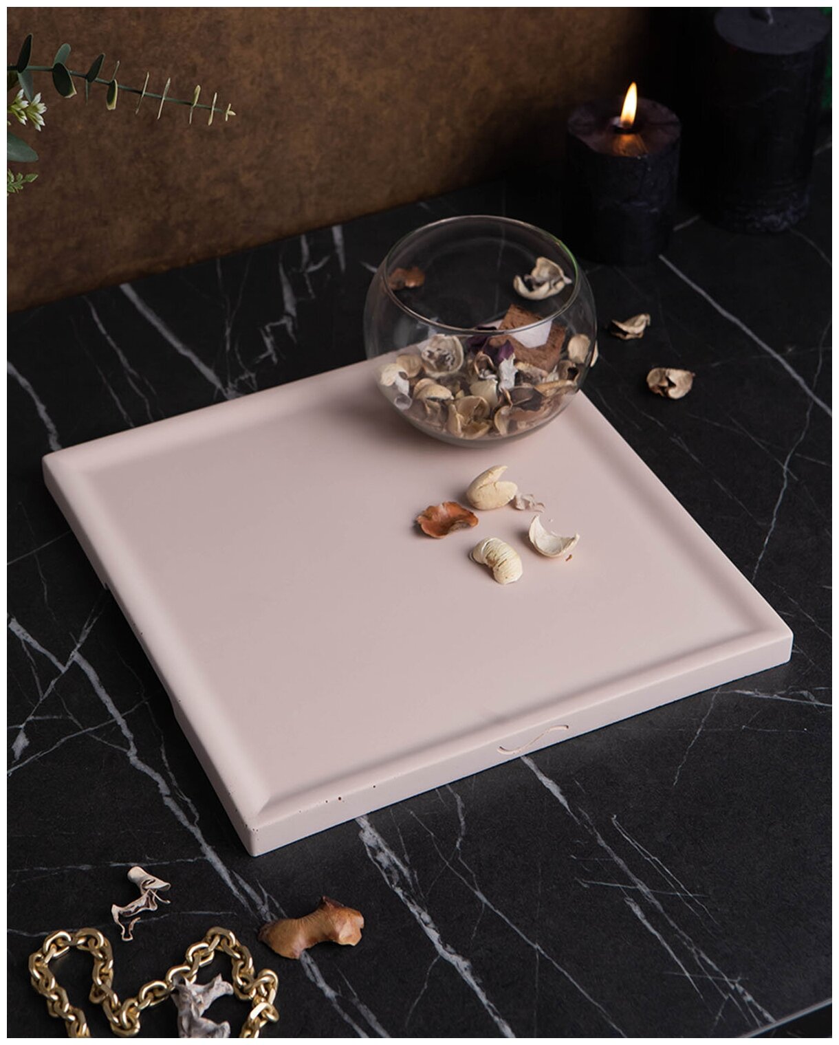 Декоративный поднос MUSKO HOME Dorian Square L, 30x30 см, бетон, розовый матовый