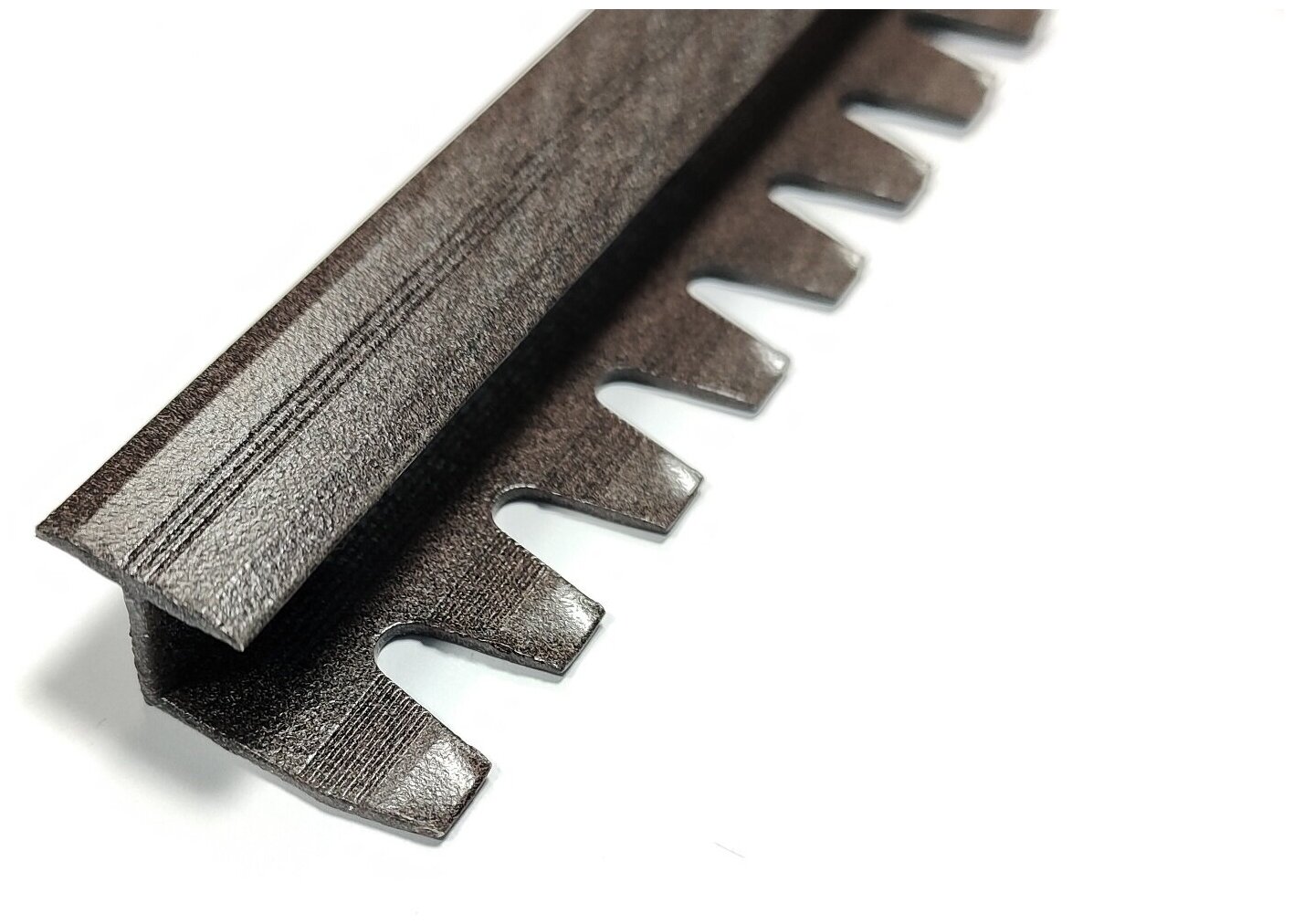 Порожек Т-образный алюминиевый гибкий для напольных покрытий, ширина 16мм, высота 10мм, длина 2,5м "Русский профиль" РП-АКП-21 Токио