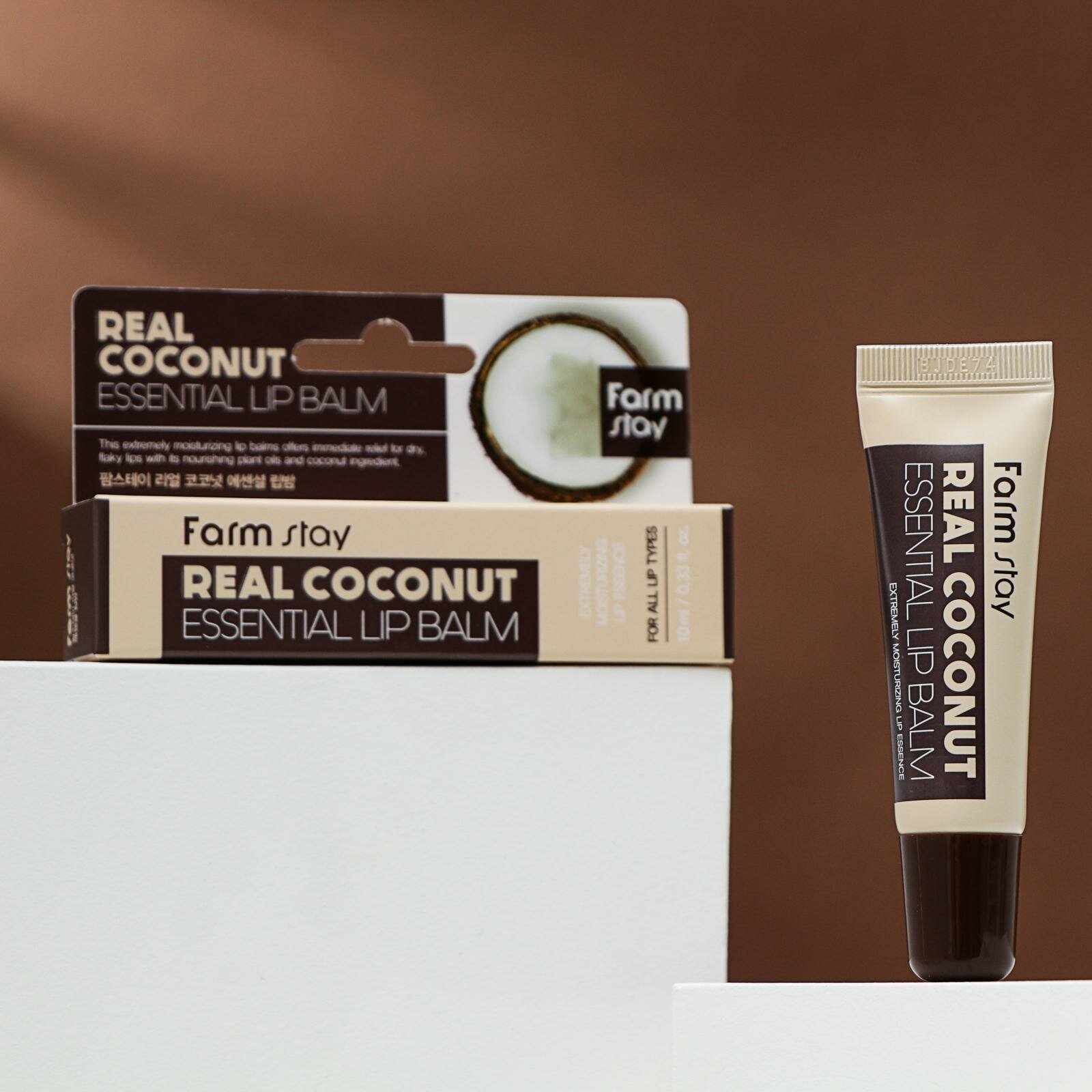 Бальзам для губ с экстрактом кокоса Farm Stay 10 мл