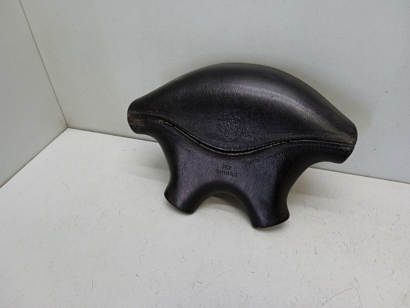 Б/У дефект , Ягуар С-тайп Подушка безопасности в руль Jaguar S-TYPE 2000 152724 JAGUAR арт. XR825748AEK, XR87485AEK