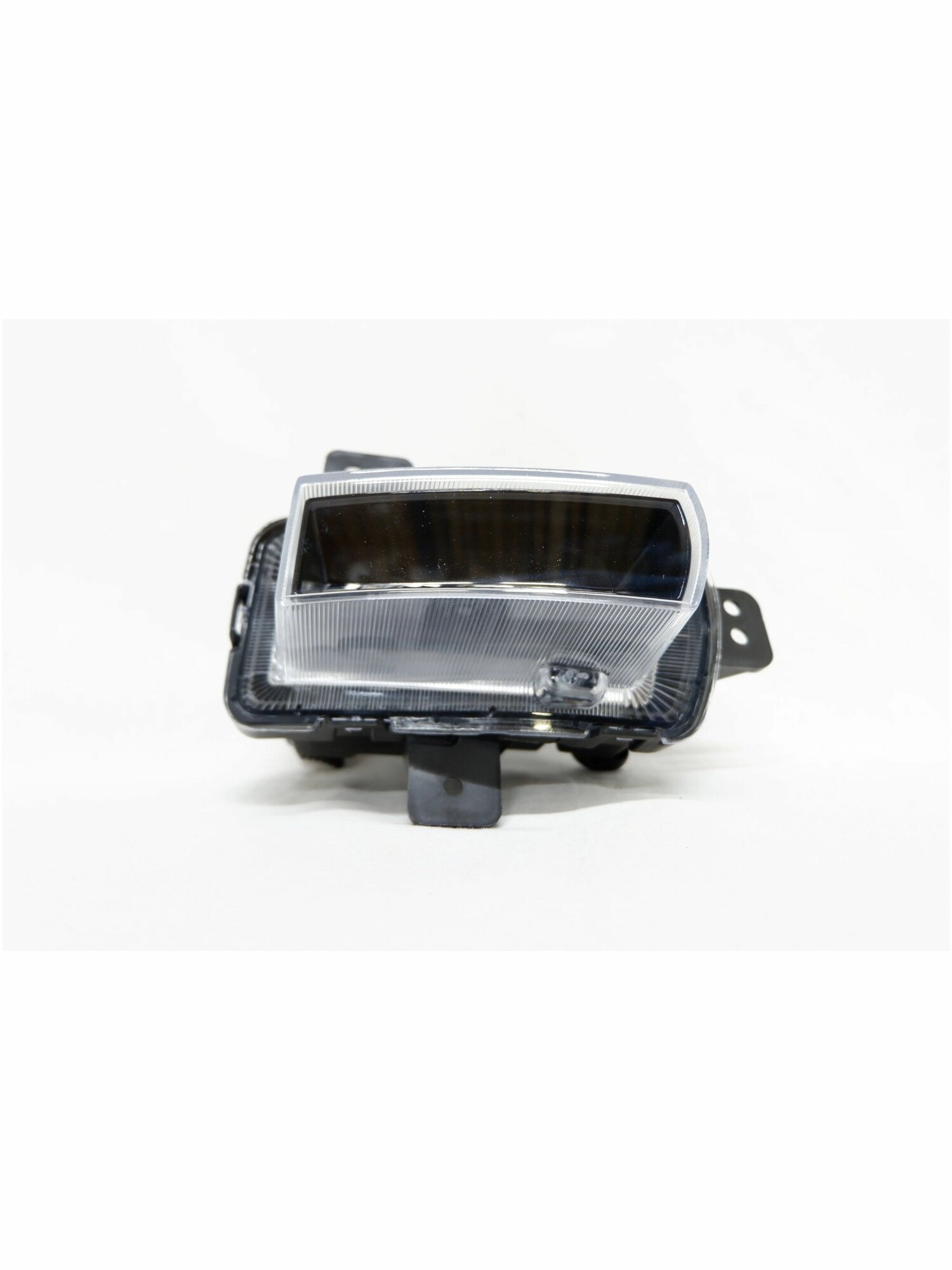 Фара противотуманная правая GEELY Coolray / Джили Кулпей