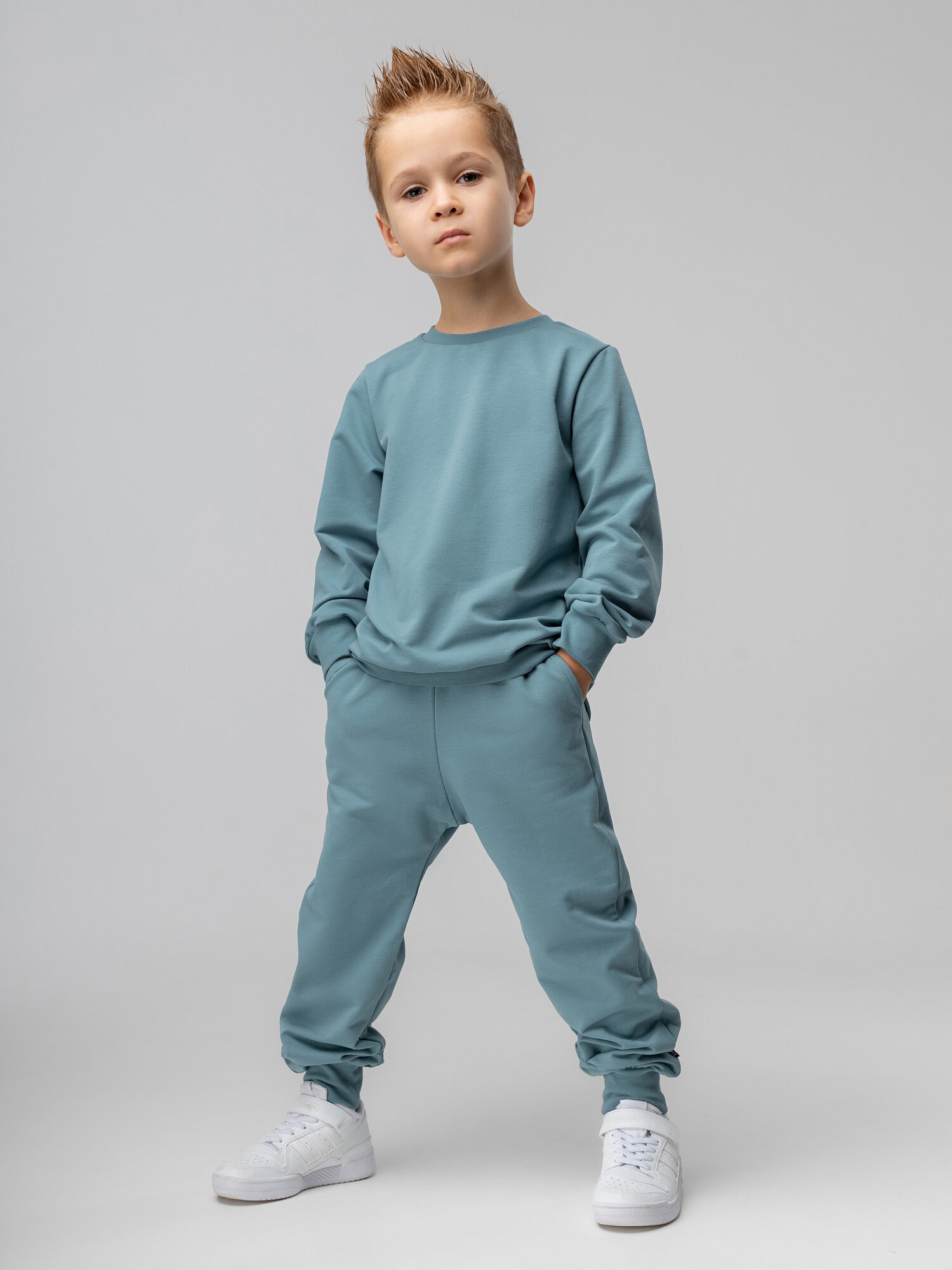 Костюм спортивный