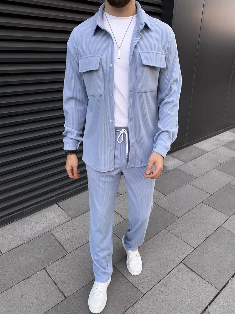 Комплект одежды