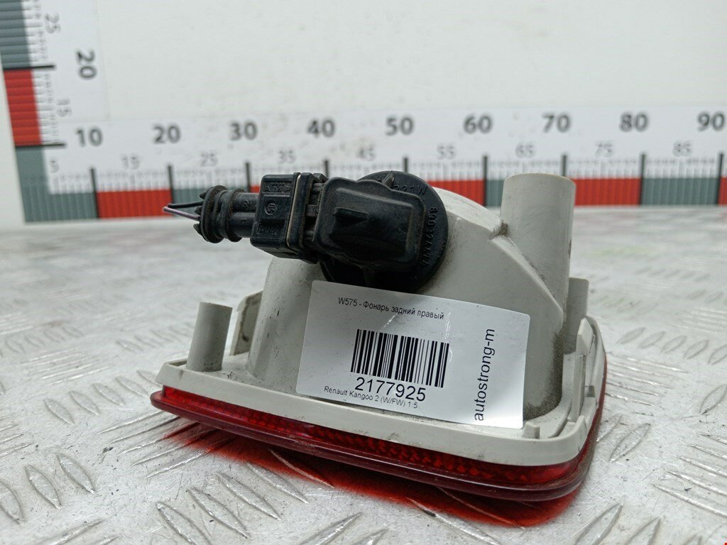Фонарь задний правый Renault Kangoo 2 (W/FW) 265506747R арт. 2177925