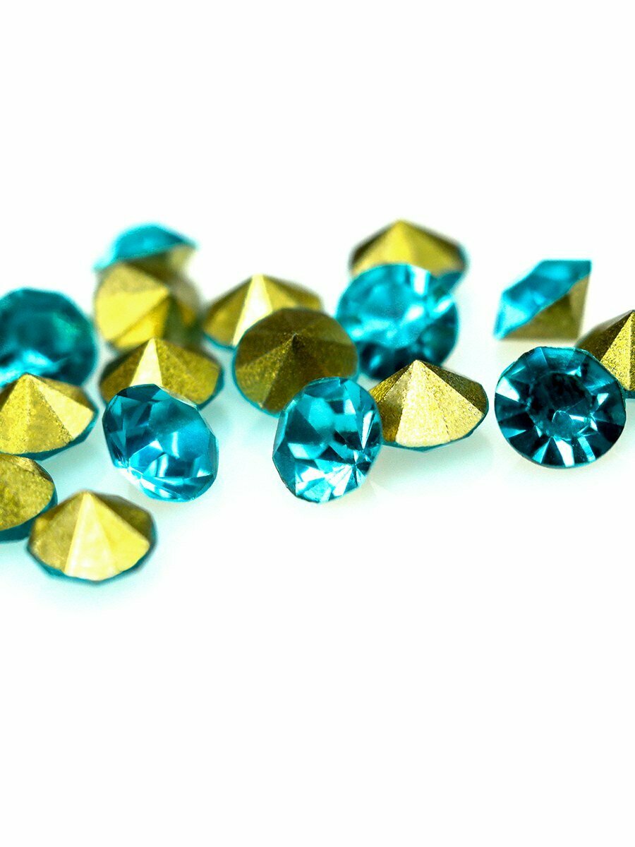 Стразы ювелирные конусовидные/конусные хрустальные (упаковка 60 шт.), размер 3.6 мм, горный хрусталь, цвет аквамарин