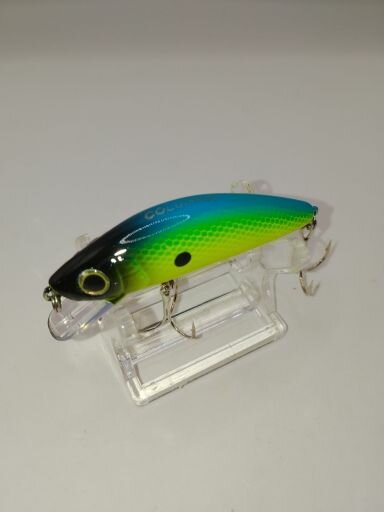 Воблер Columbia 3D Inshore Minnow (F) плавающий, 70 мм / 8 г, глубина до 0,5 м, технология 3D Prism Finish. Для щуки, окуня, судака.