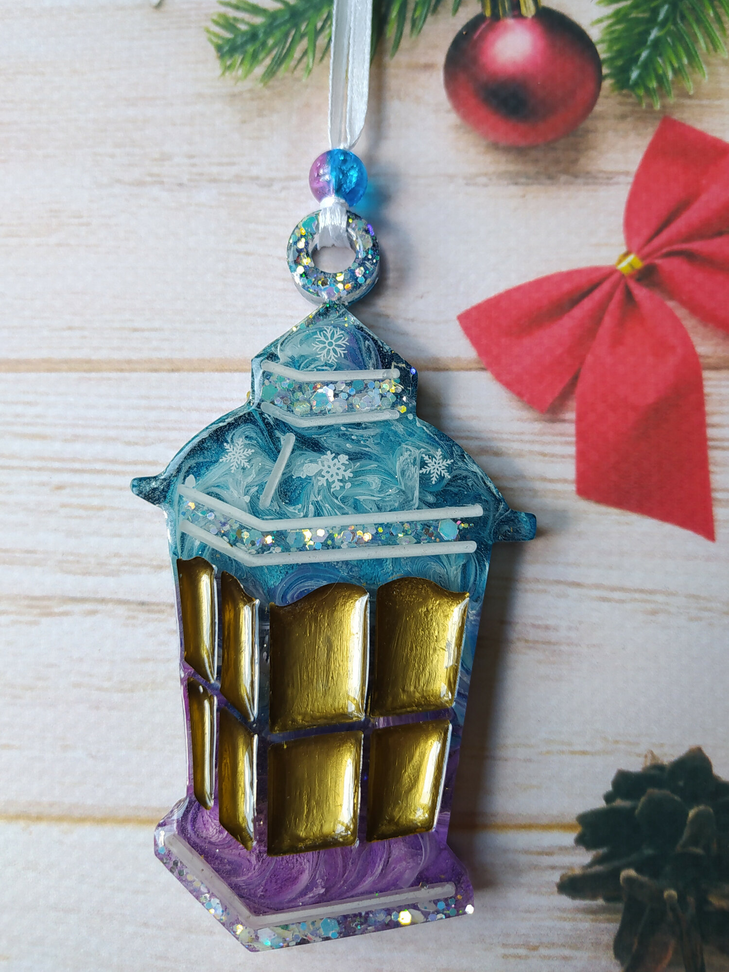 Новогодняя игрушка Artmagic_mazur "Фонарь" , ручная работа, эпоксидная смола