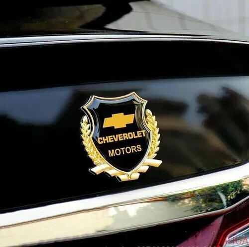Металлическая эмблема на автомобиль Chevrolet, самоклеющаяся