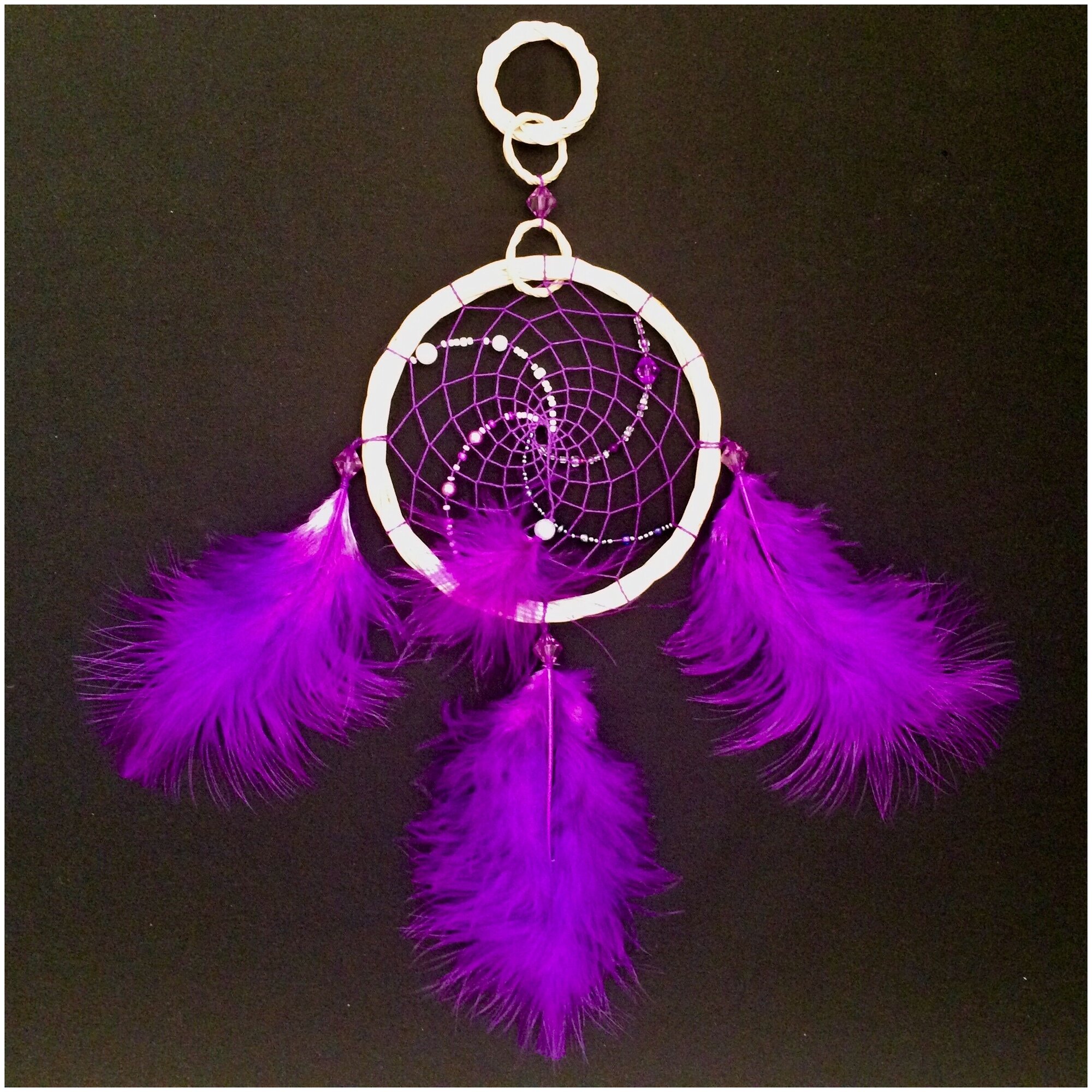 Ловец снов "Лесные огоньки" в диаметре 12 см, натуральное дерево, покрытое лаком, ручная работа, уникальный оберег.