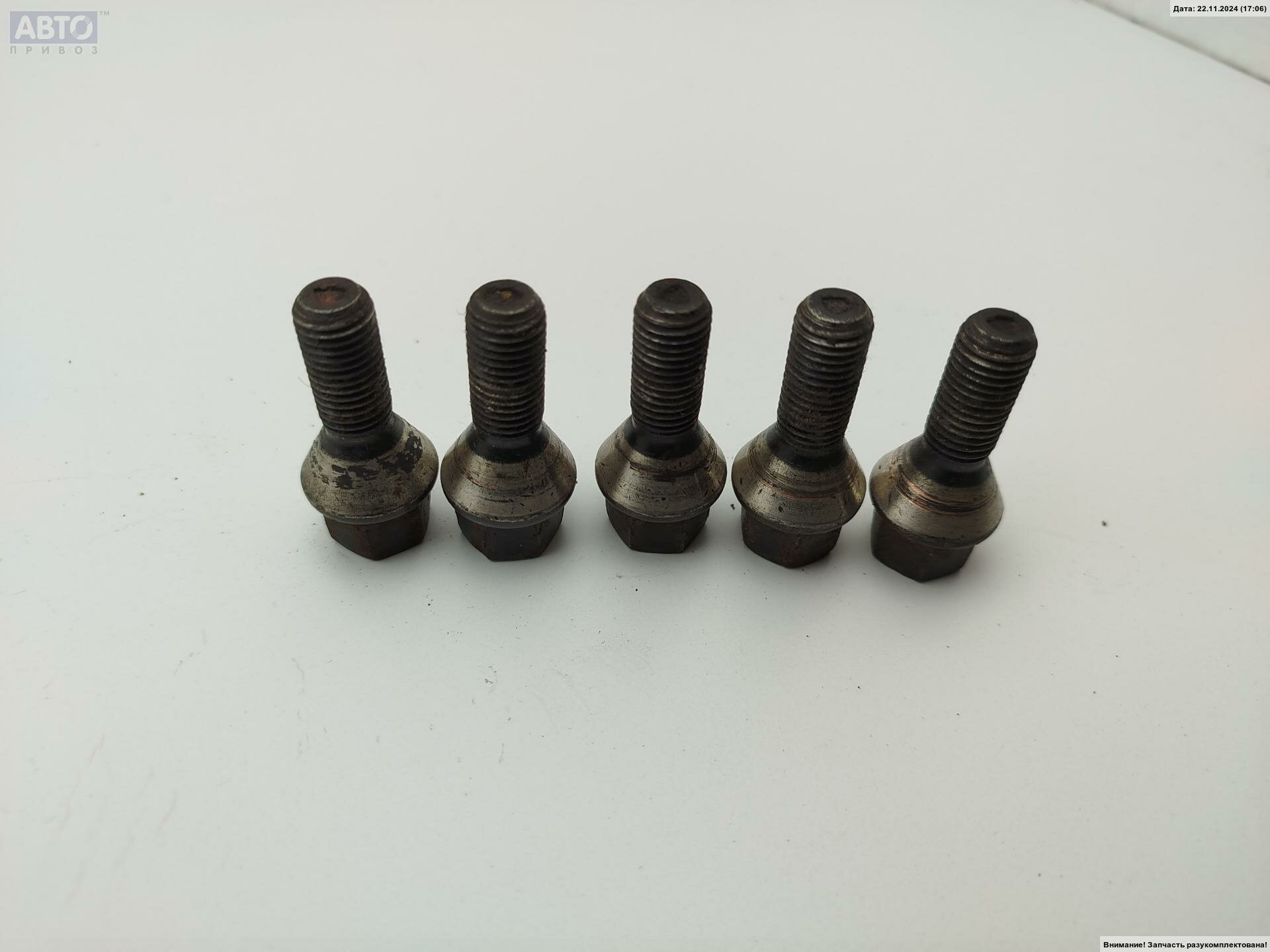 Болт колесный (гайка колесная) BMW 5 E39 (1995-2003)