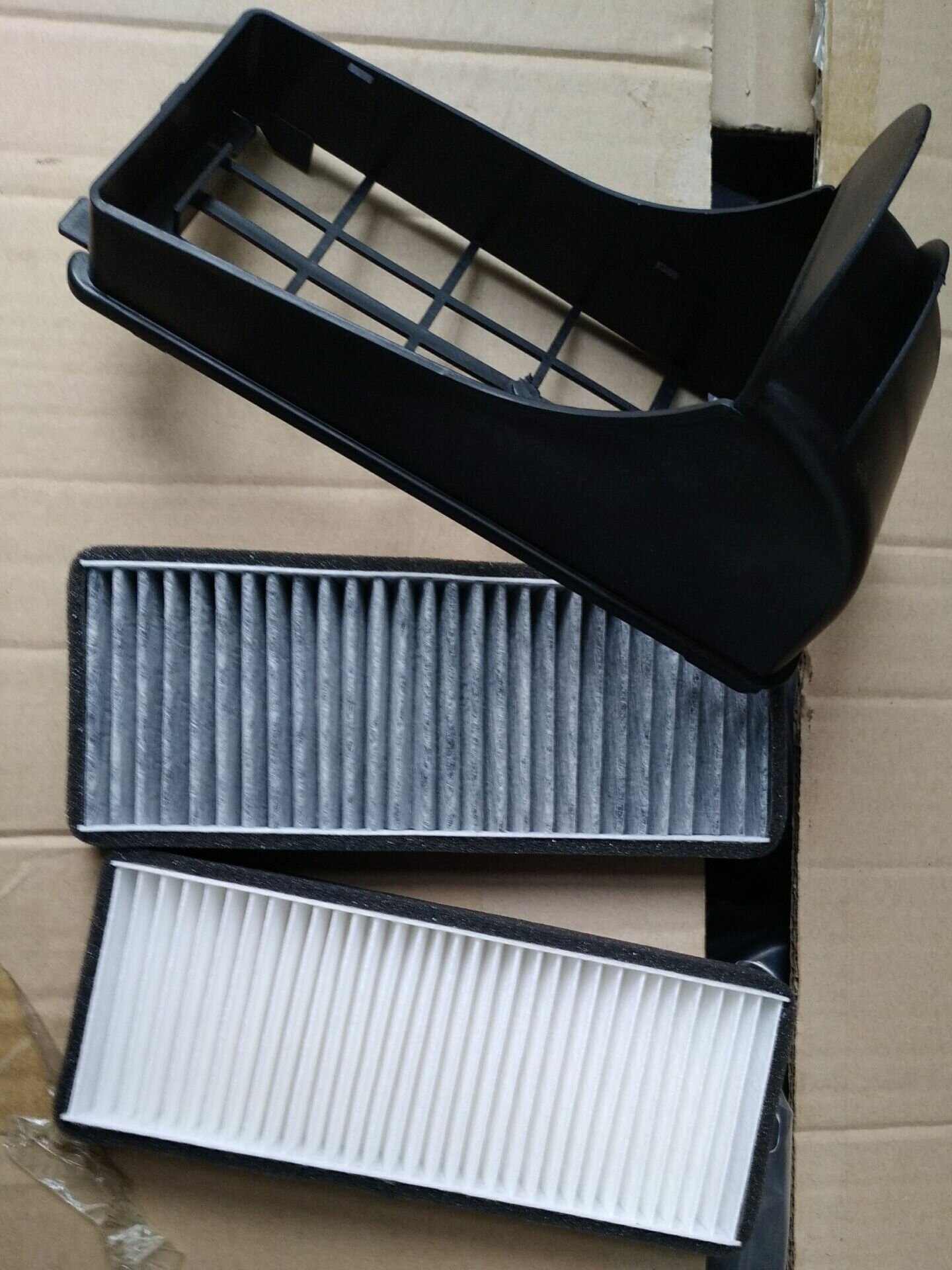 Фильтр салонный арт. Внешний фильтр кондиционера из углеродного волокна Для Volkswagen Polo 2009-2022, Для Skoda Fabia 2007-2022, Для Skoda Rapid 2012-2023, Для Skoda Roomster 2006-2017, 1 шт.