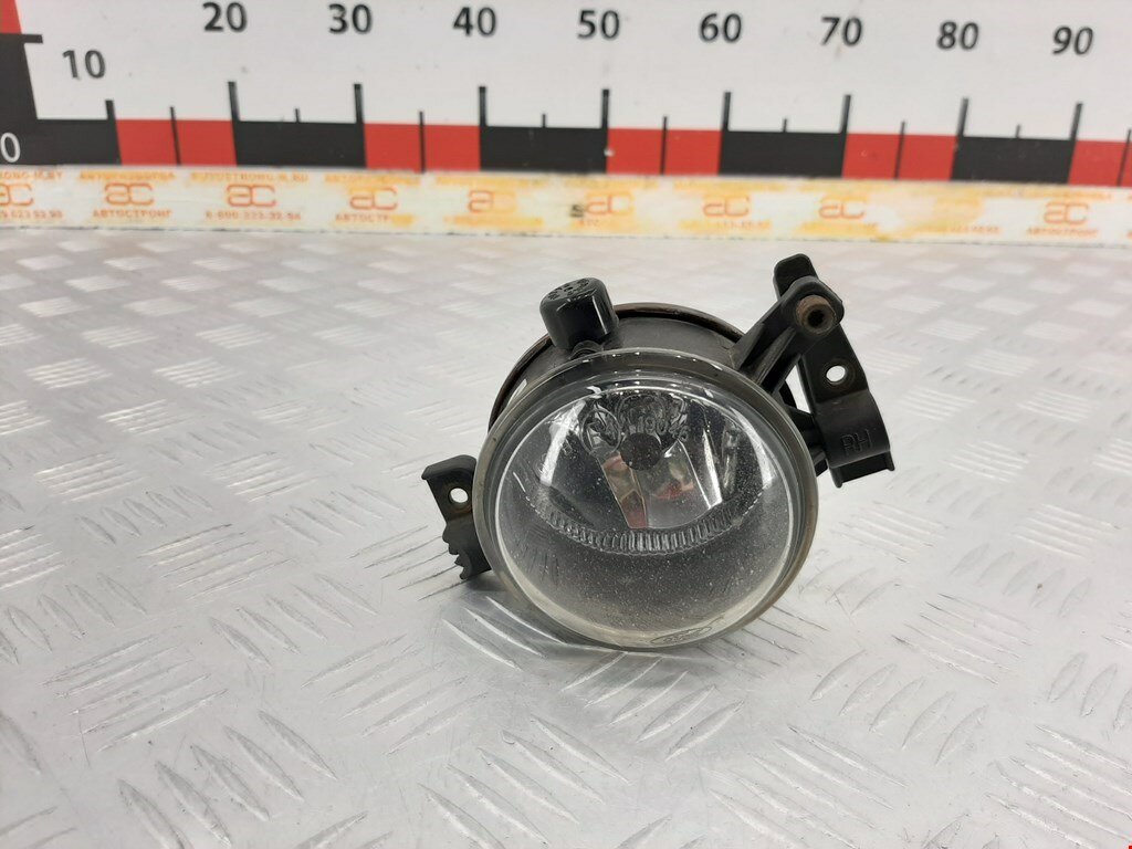 Фара противотуманная правая Ford C-MAX 1 3M5115K201AA арт. 722534