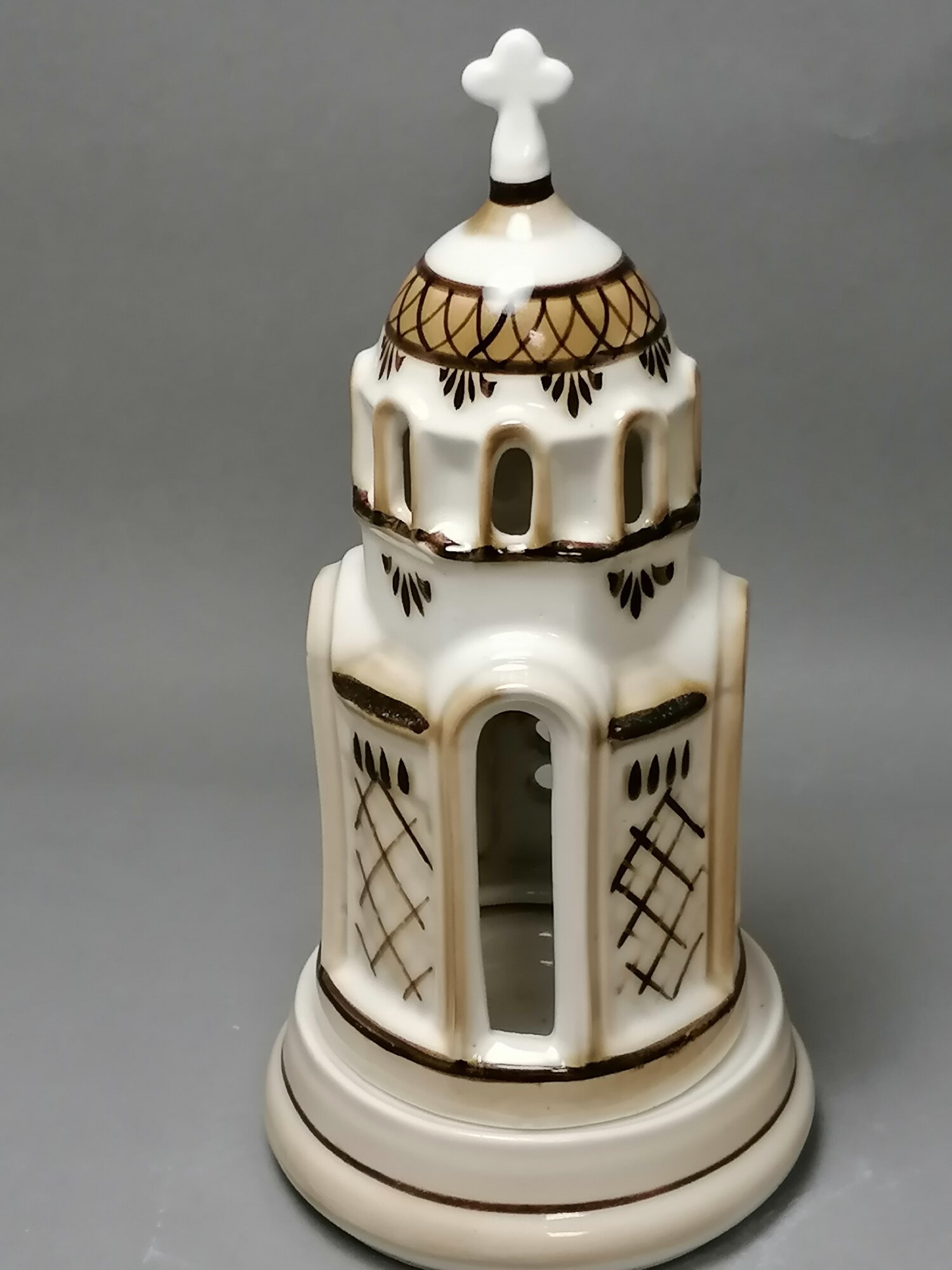 Храм-лампада большой (бел, роспись солевая)