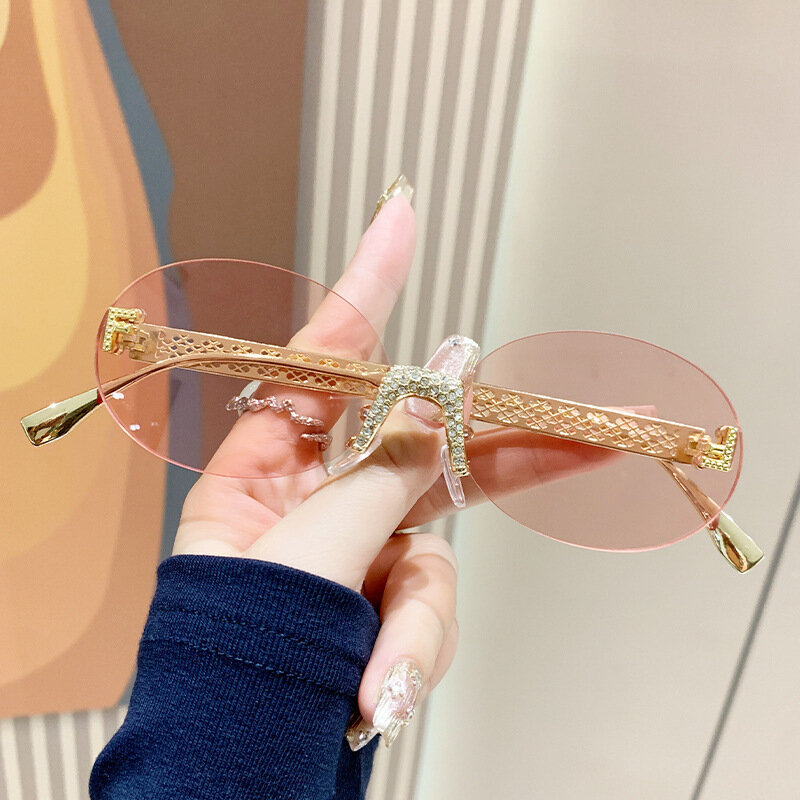 Солнцезащитные очки