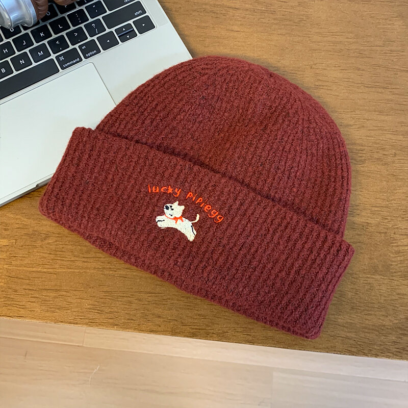 Шапка для женщин