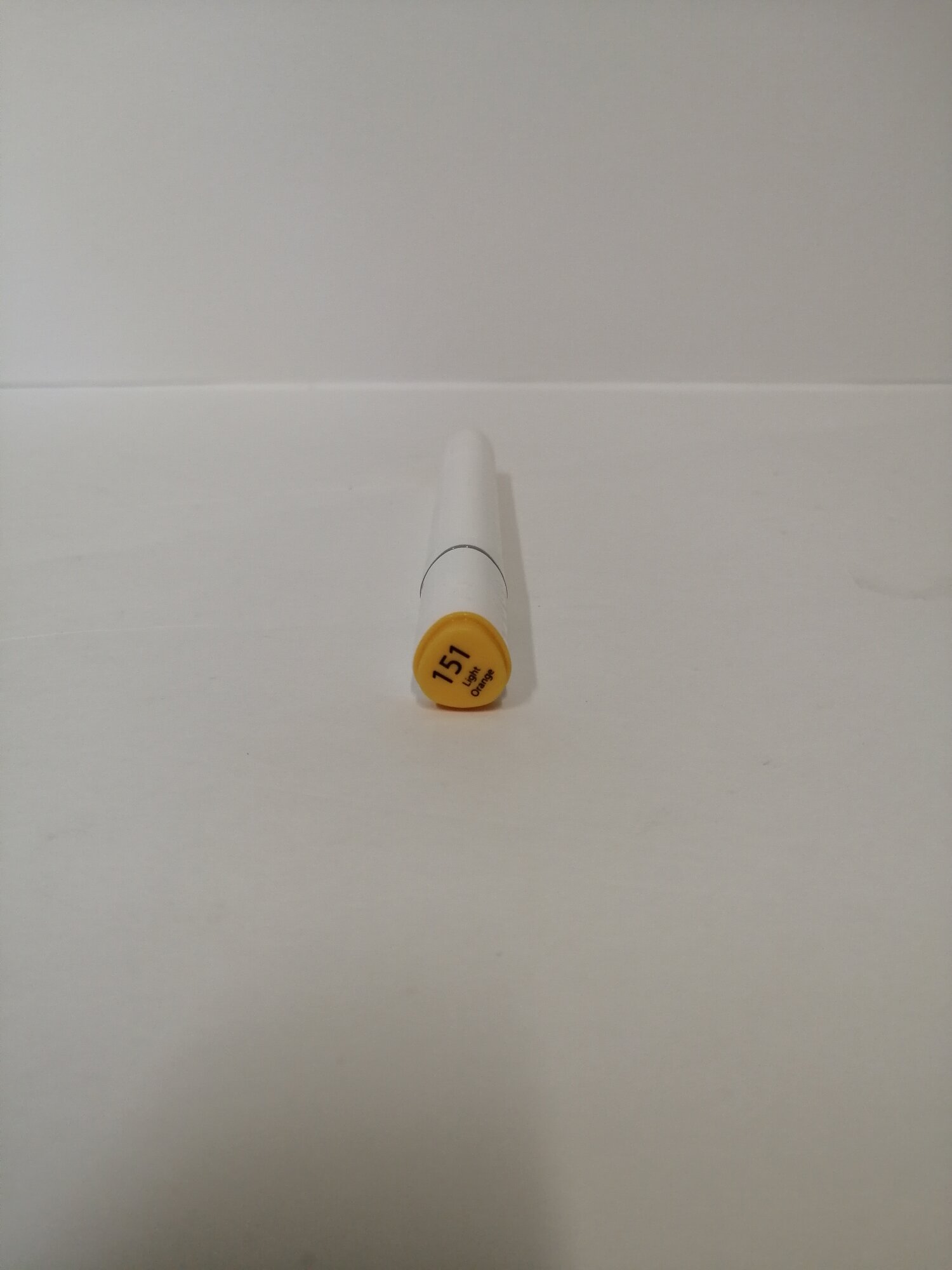 Маркер перманентный для скетчинга Светло-оранжевый 1 шт, 151