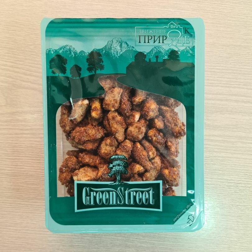 Грецкий орех очищенный от скорлупы в жжёном сахаре, 300 граммов