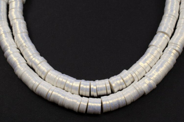 Бусины каучуковые плоские круглые 6х1мм, отверстие 1,5мм, цвет белый с перламутром, 524-038, 1 нить (около 39 см, около 350шт)