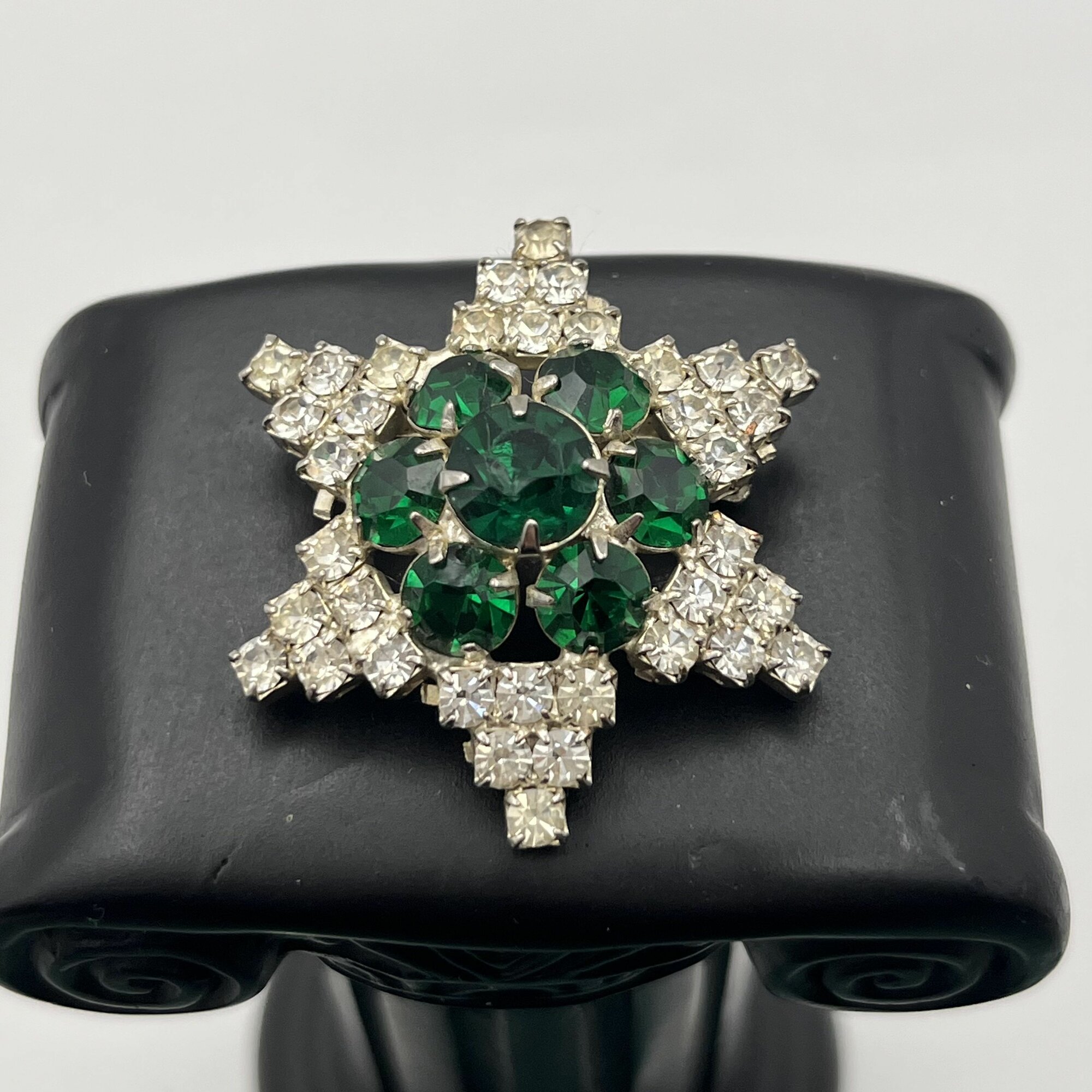 Винтажная Чешская брошь Звезда, яблонекс