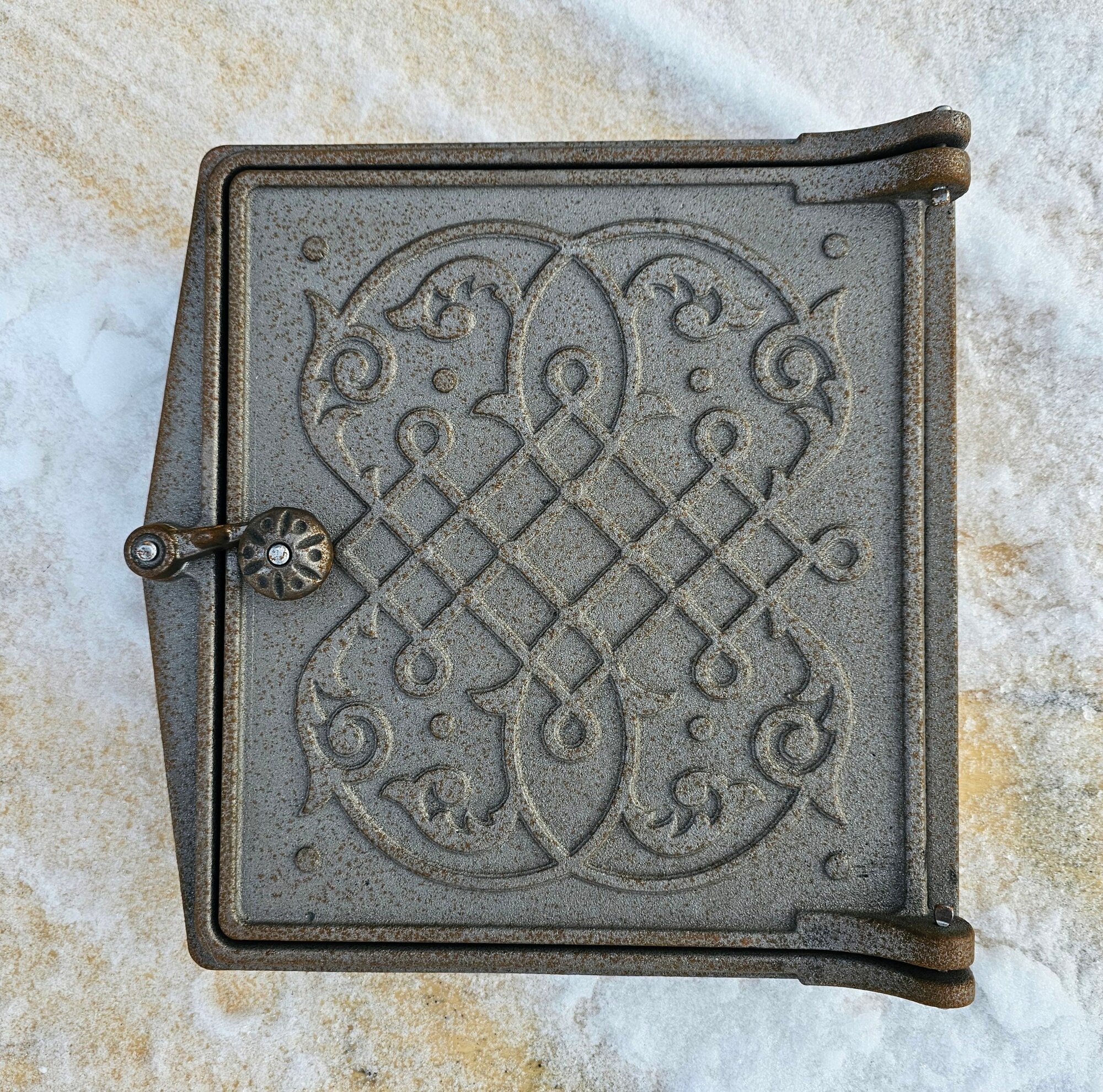 Дверца для печи чугунная ДТ-4 Любава топочная 250х280