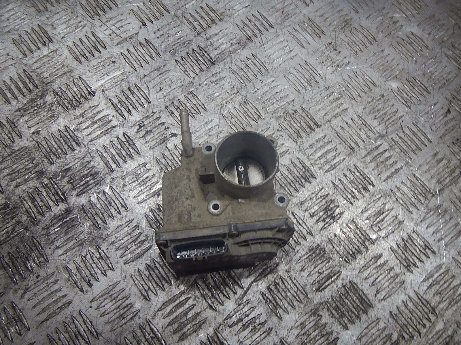 Б/У Заслонка дроссельная электрическая, FAW (ФАВ)-V5 (13-) FAW (ФАВ) V5 (13-17) Без видимых повреждений. 252599 FAW арт....