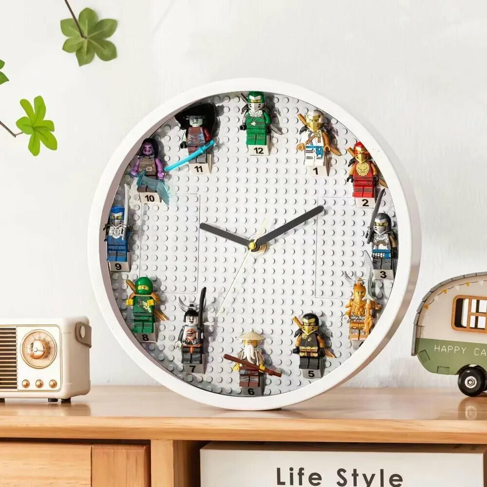 Минифигурка Lego отключает звук часов, Настенные часы, 20 см Белая рамка на белом фоне