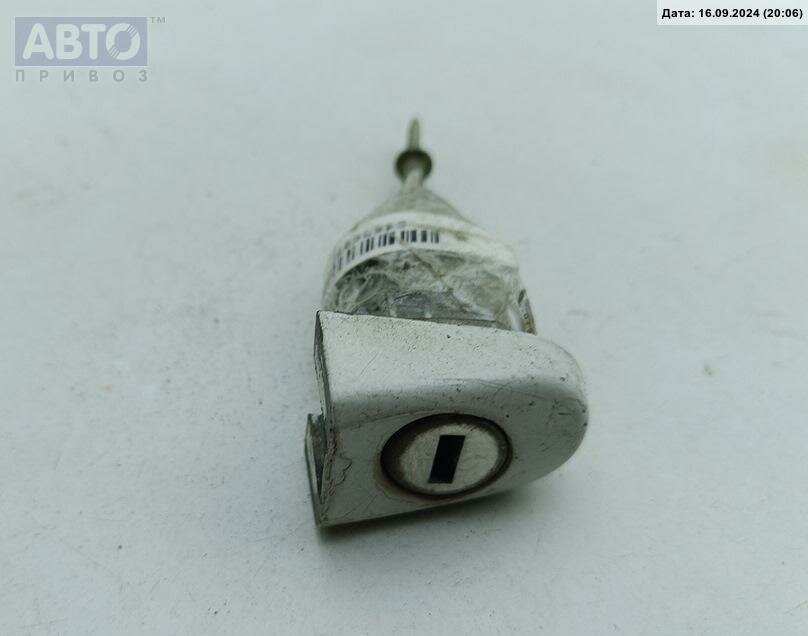 Личинка замка Volkswagen Touran