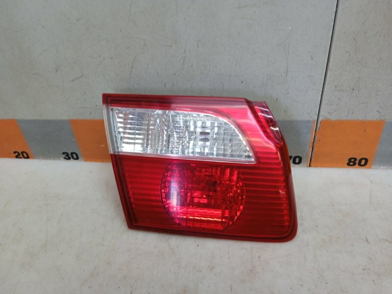 Б/У внутренний, седан, оригинал, Мазда 626 Фонарь задний левый Mazda 626 2002 GF 341650 MAZDA арт. GG2M513G0A