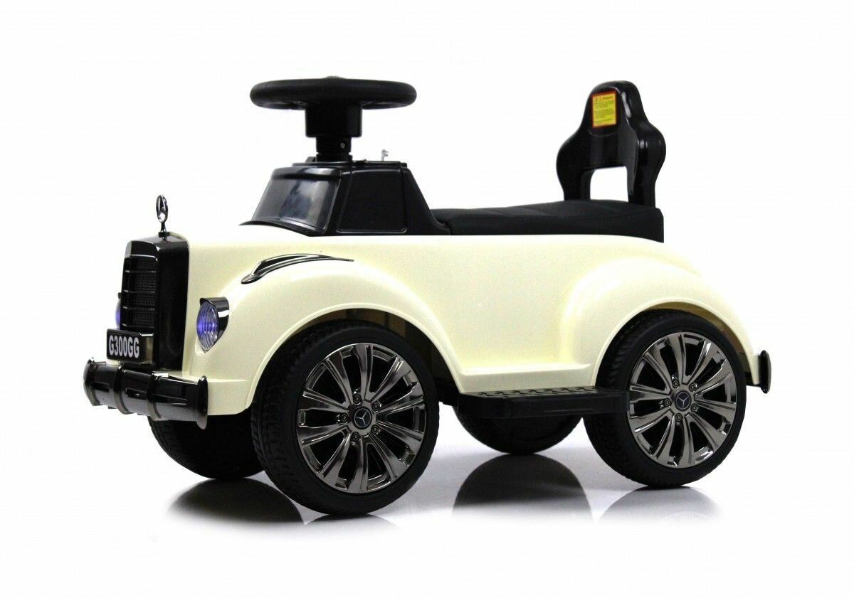 Детский толокар-электромобиль RiverToys Mercedes-AMG 300S (G300GG-D) белый с дистанционным управлением