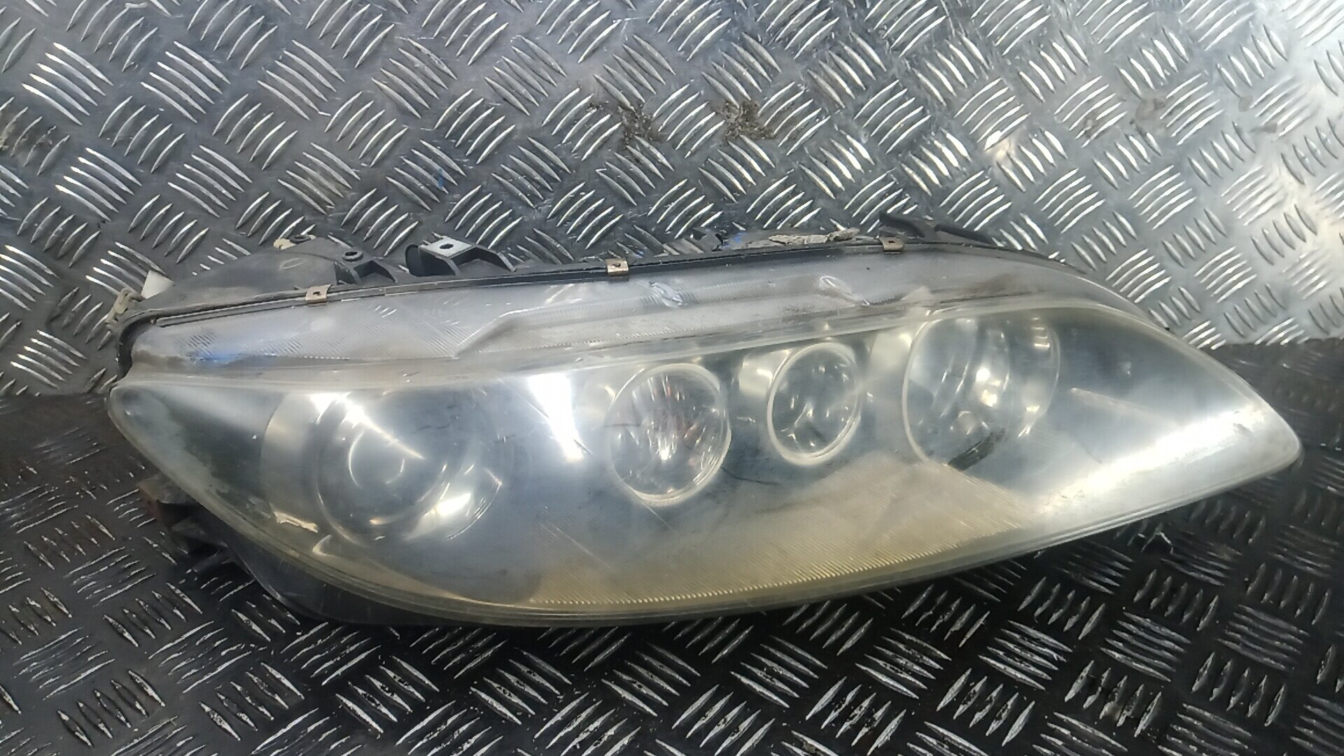 Фара правая MAZDA 6 1