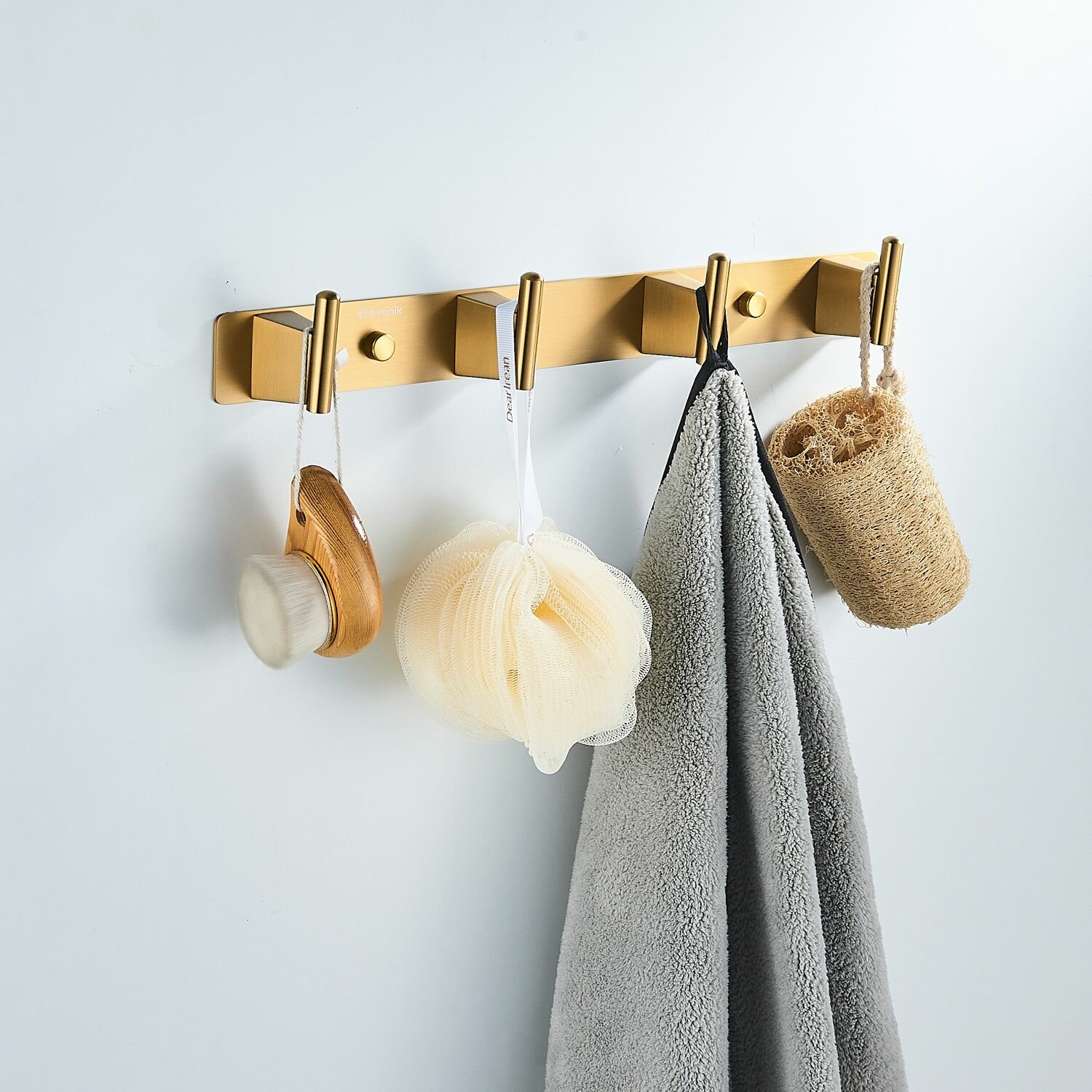 Крючки на планке BELZ