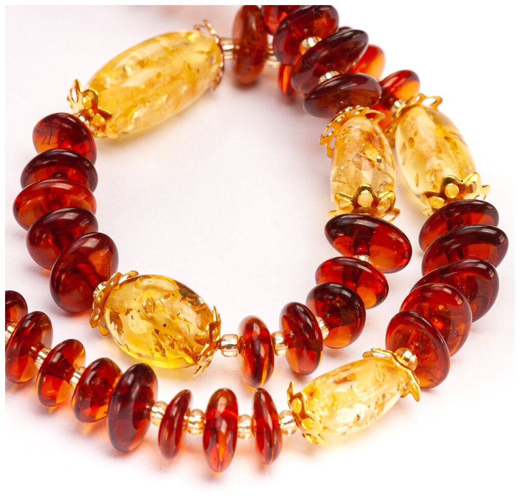 Бусы, янтарь