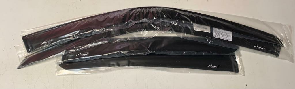 Дефлекторы окон VAD Hyundai Accent [1.3 16V 5MT седан] HYA00000059