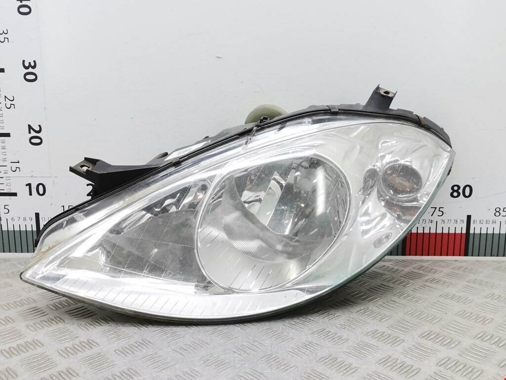 Фара левая Mercedes A-Class (W169) A1698200161 арт. 2194662