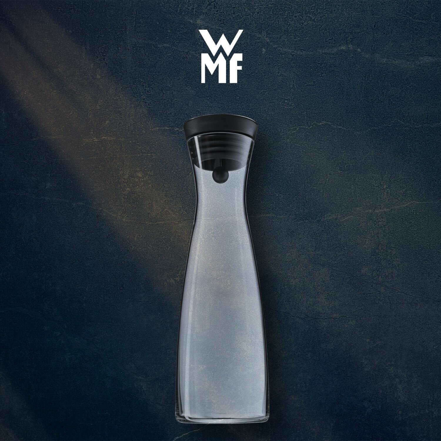 Графин для воды WMF Basic 1.5 л, стекло, крышка CloseUp, встроенное сито