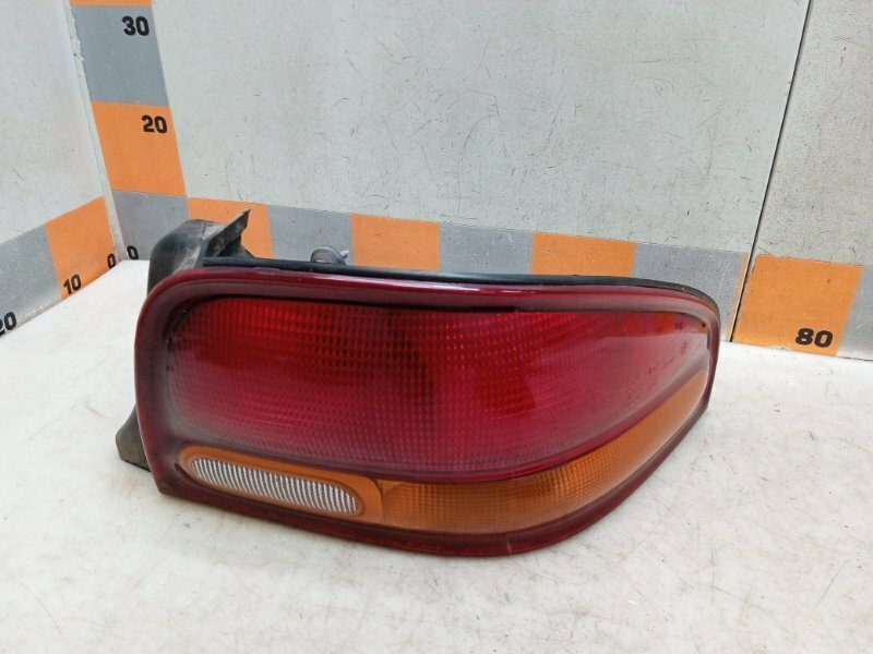 Б/У оригинал Фонарь задний правый Chrysler Stratus 1999 1, MB 360210 CHRYSLER арт. 4630346
