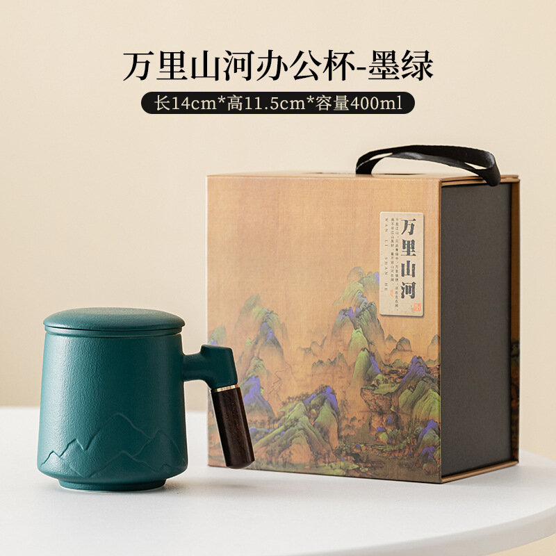 Индивидуальные корпоративные подарочные наборы с логотипом для ежегодных собраний компаний, открытий, конференций, а также в качестве подарков сотрудникам и клиентам.