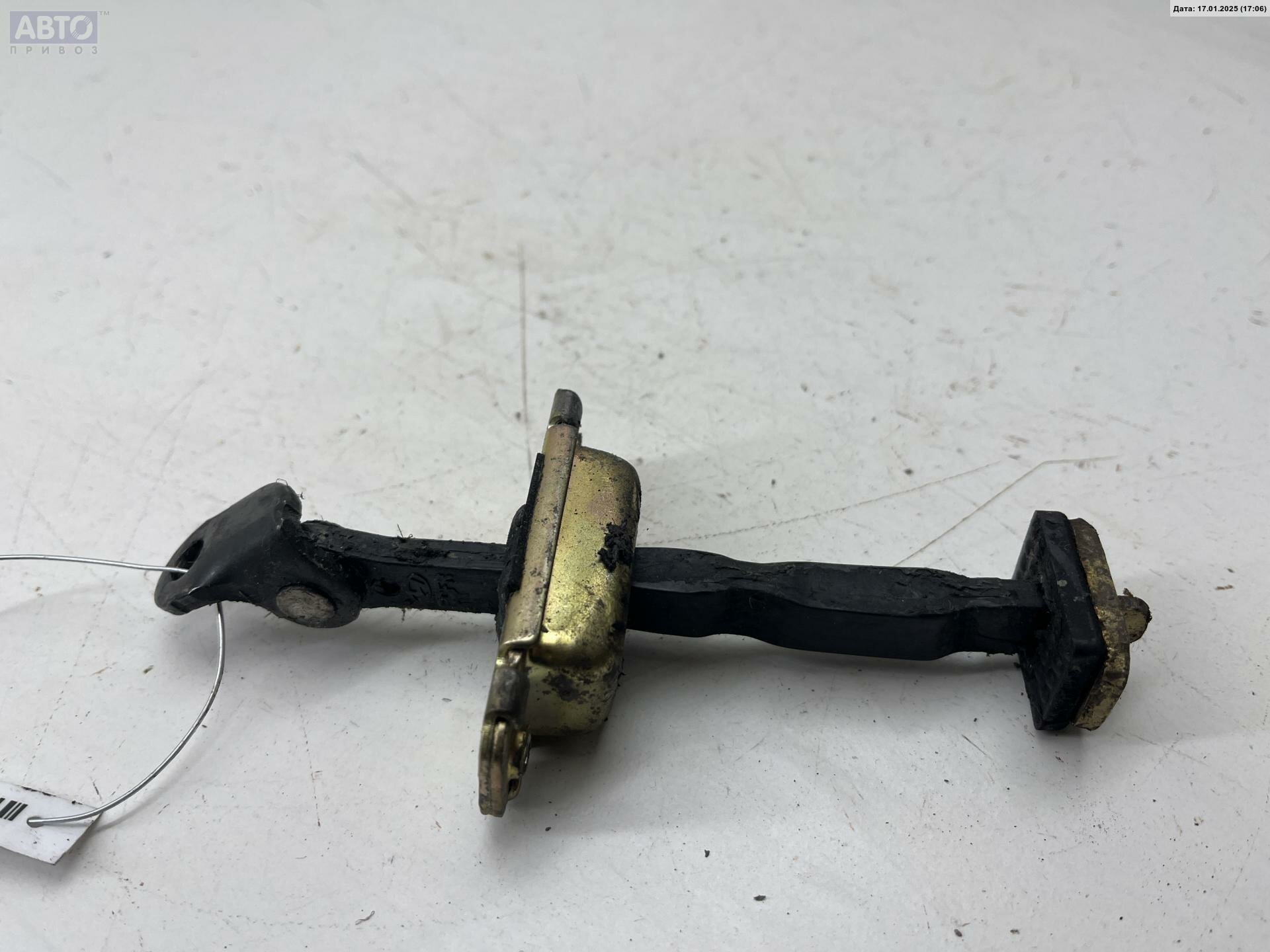 Ограничитель открывания двери передней Hyundai Matrix